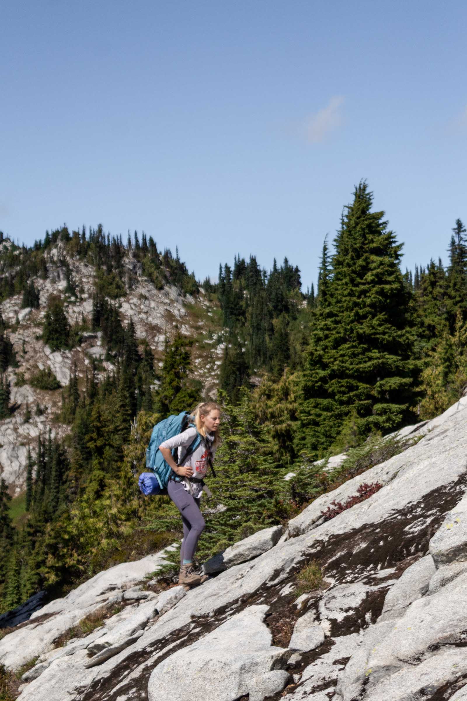 sunlight and lakes | tuck and robin lakes overnight - alpine wanderlust