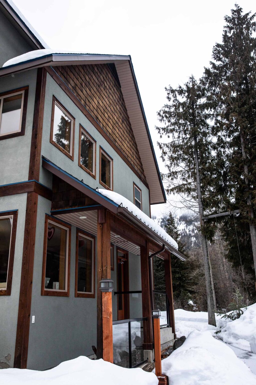 ultimate winter guide to road tripping the powder highway - alpine ...