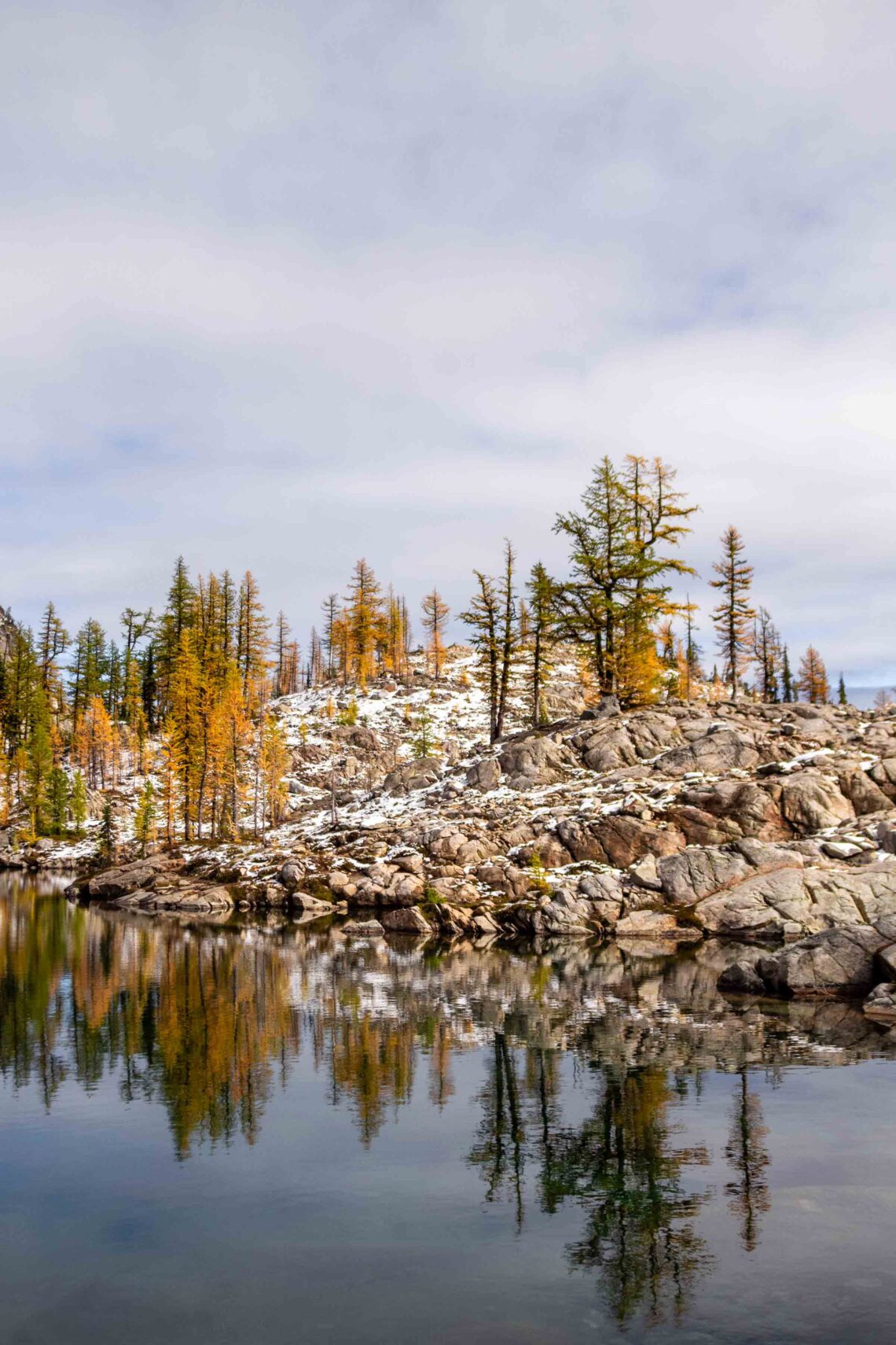a larch guide | 20+ crowd-free washington hikes - alpine wanderlust