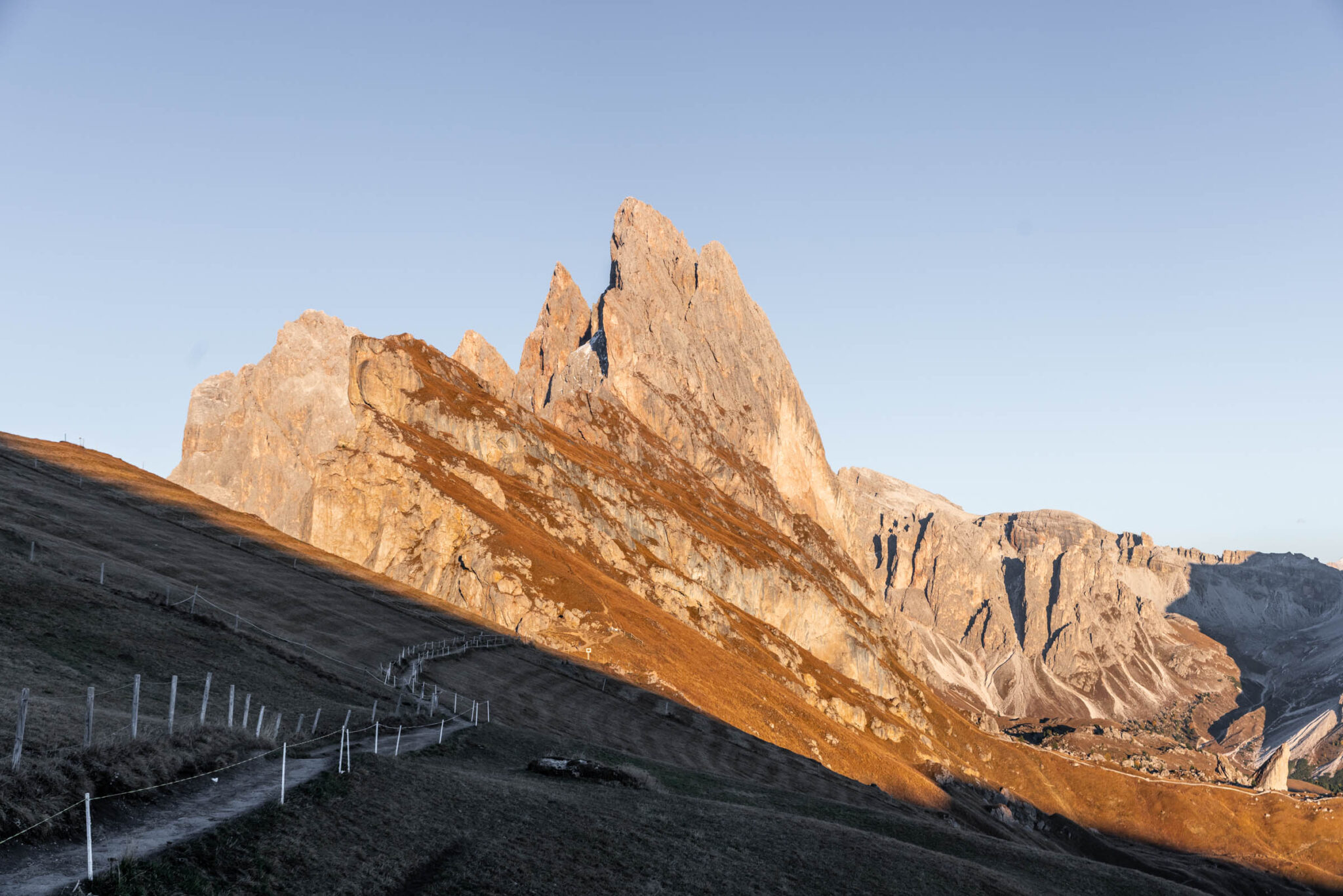 rising to the ridge | how to visit seceda - alpine wanderlust